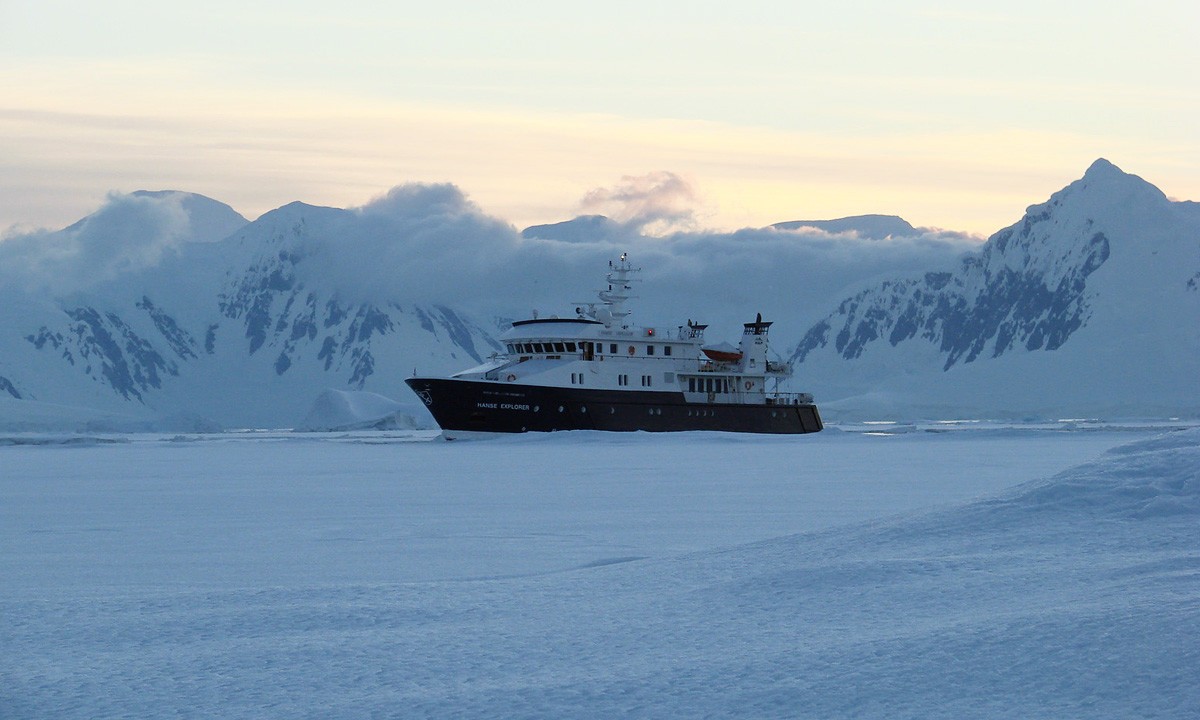 Yacht HANSE EXPLORER, FASSMER | CHARTERWORLD Luxury Superyacht Charters